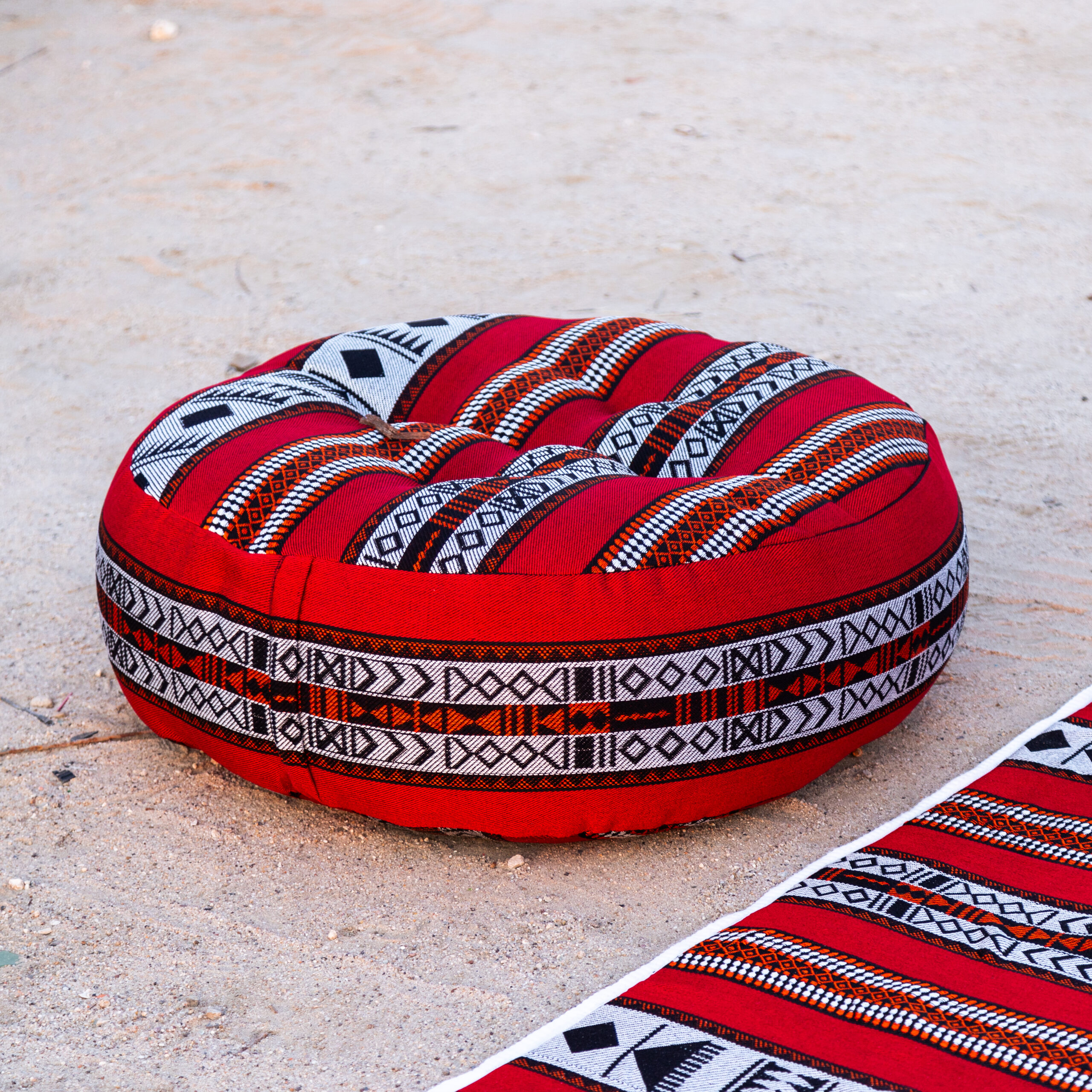 Round Sadu Floor Cushion 80X80 cm - AlBaghli United